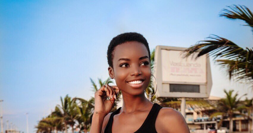 Francia - Dopo 20 anni, una modella africana torna sulla cover di «Elle ...