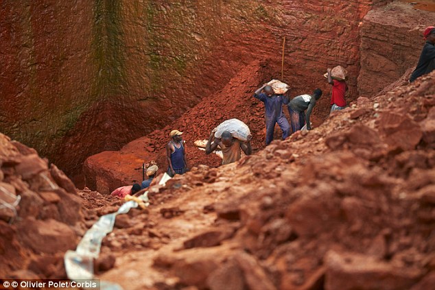 Rd Congo - Ex minatori: «In Angola ci perseguitano» - Rivista Africa